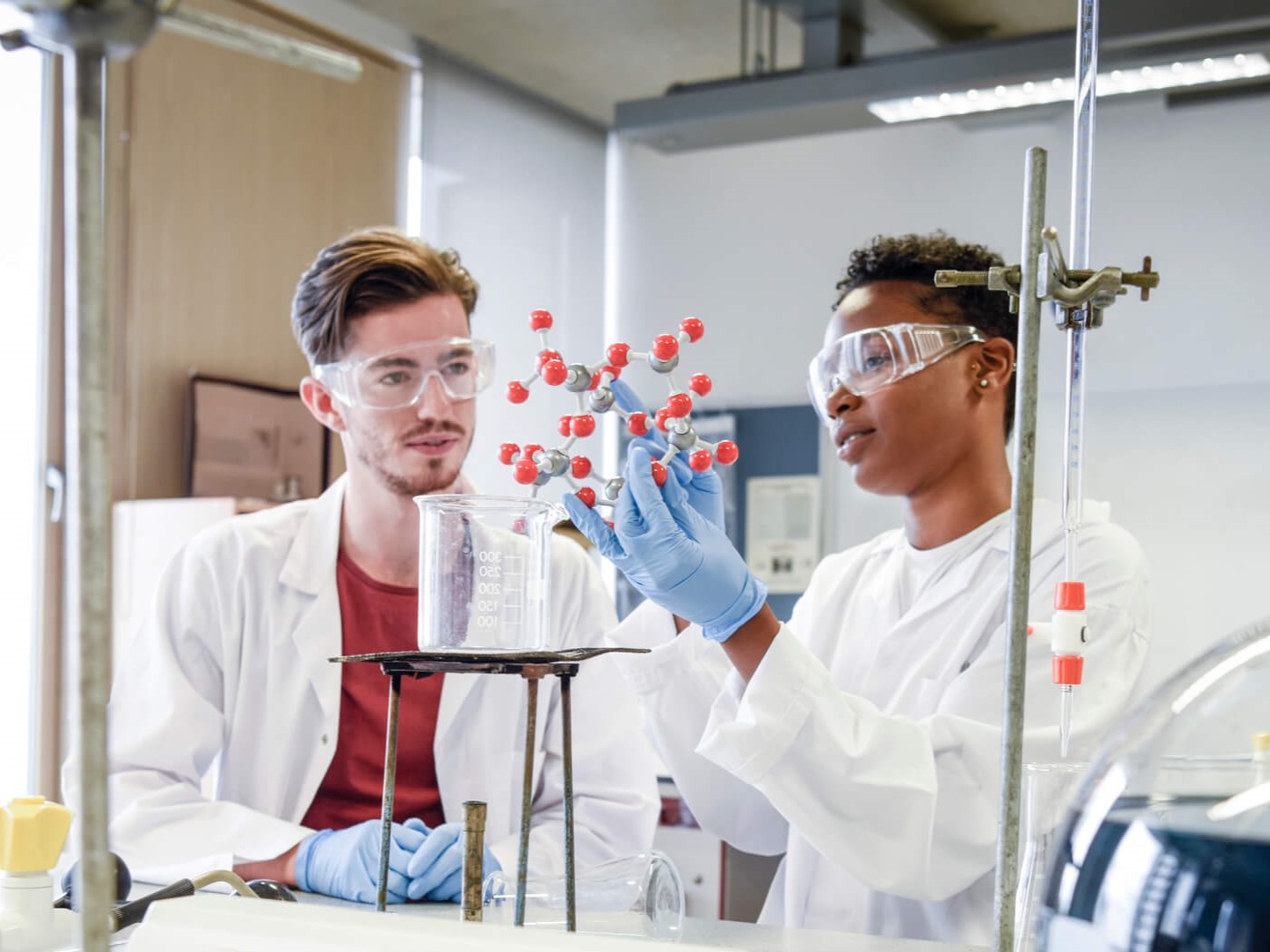 Students' Consumer Rights | Legal Insights - Rocket Lawyer UK