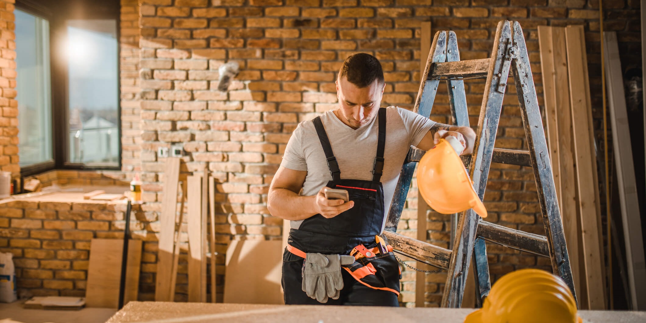 How To Level Up From Contractor to Business Owner - Rocket Lawyer