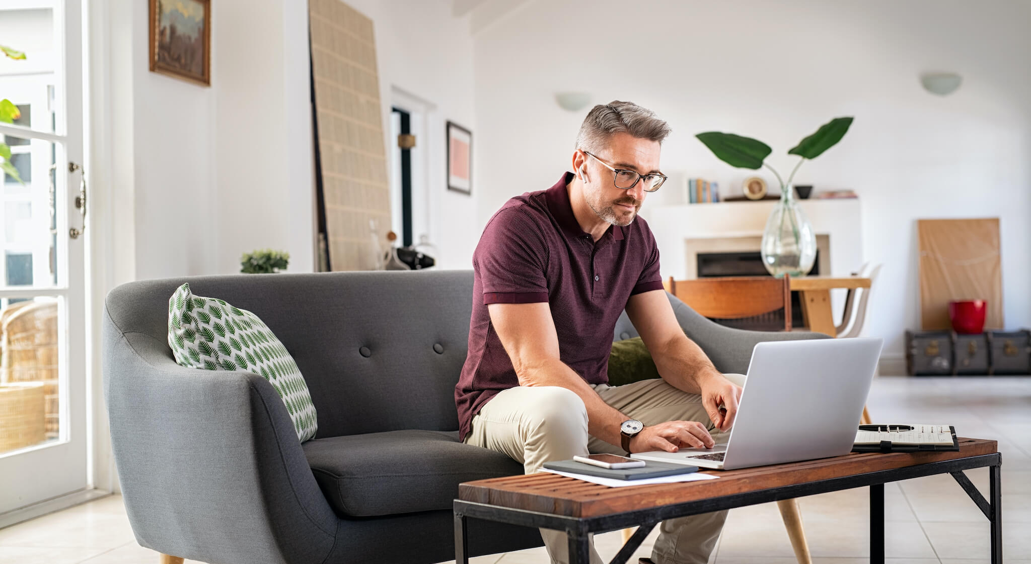 How Work-from-Home Tenants Impact Landlord Expenses - Rocket Lawyer