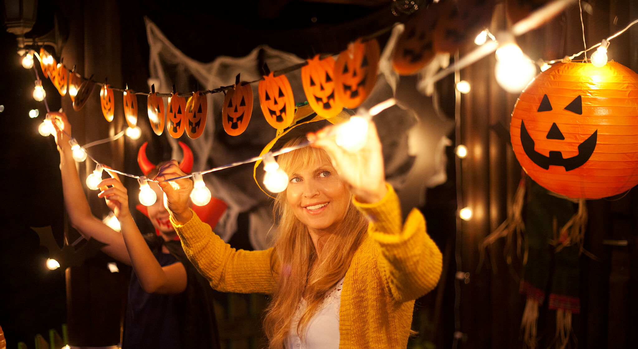 Legal Guide to Halloween for Property Owners - Rocket Lawyer