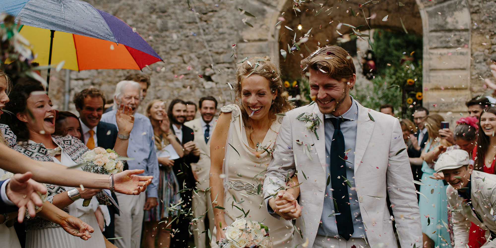 Getting Married | Free Guide - Rocket Lawyer UK